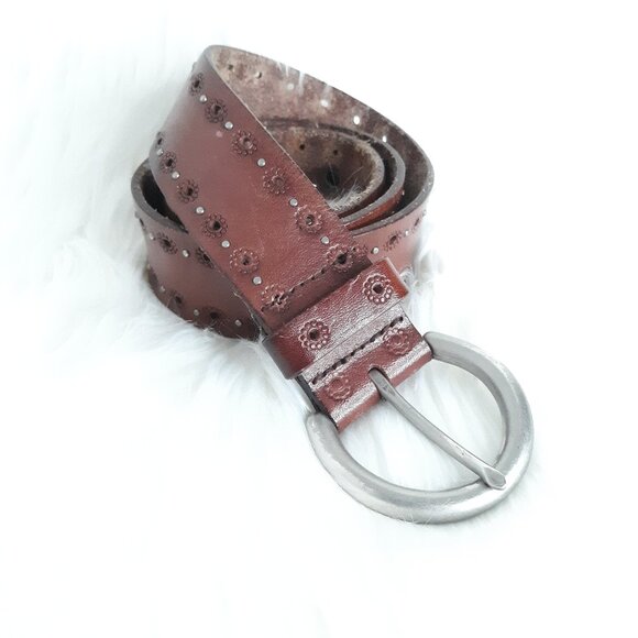 Fossil | Accessories | Vintage Fossil Leather Belt Tooled And Grommet ...